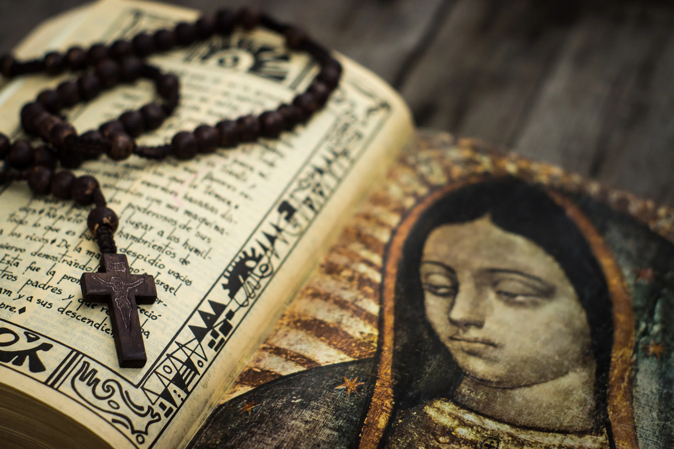 Benefits of the Holy Rosary — Catholic Sacramentals