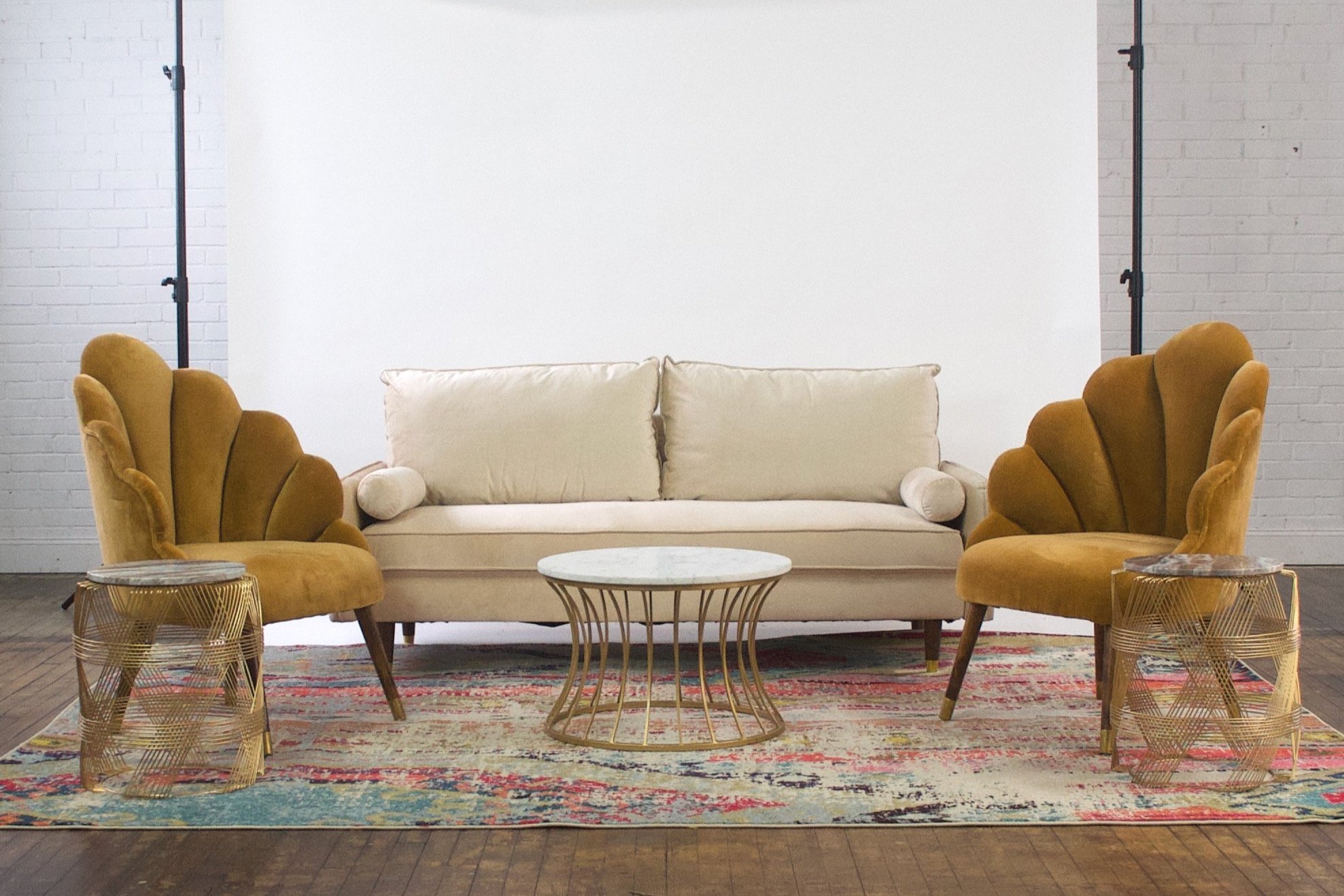 Fox and Finch Vintage RentalsFox and Finch Vintage Rentals