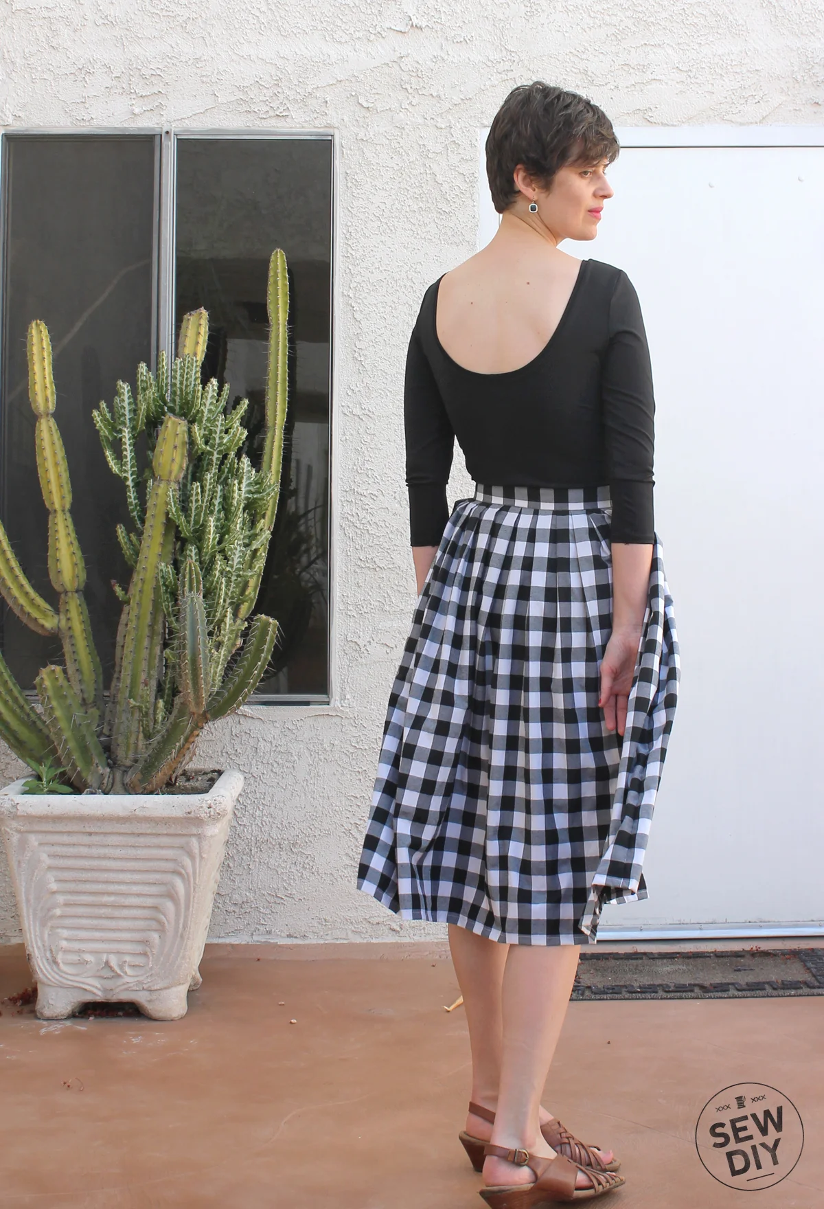 DIY Tutorial – Pleated Button Front Skirt — Sew DIY