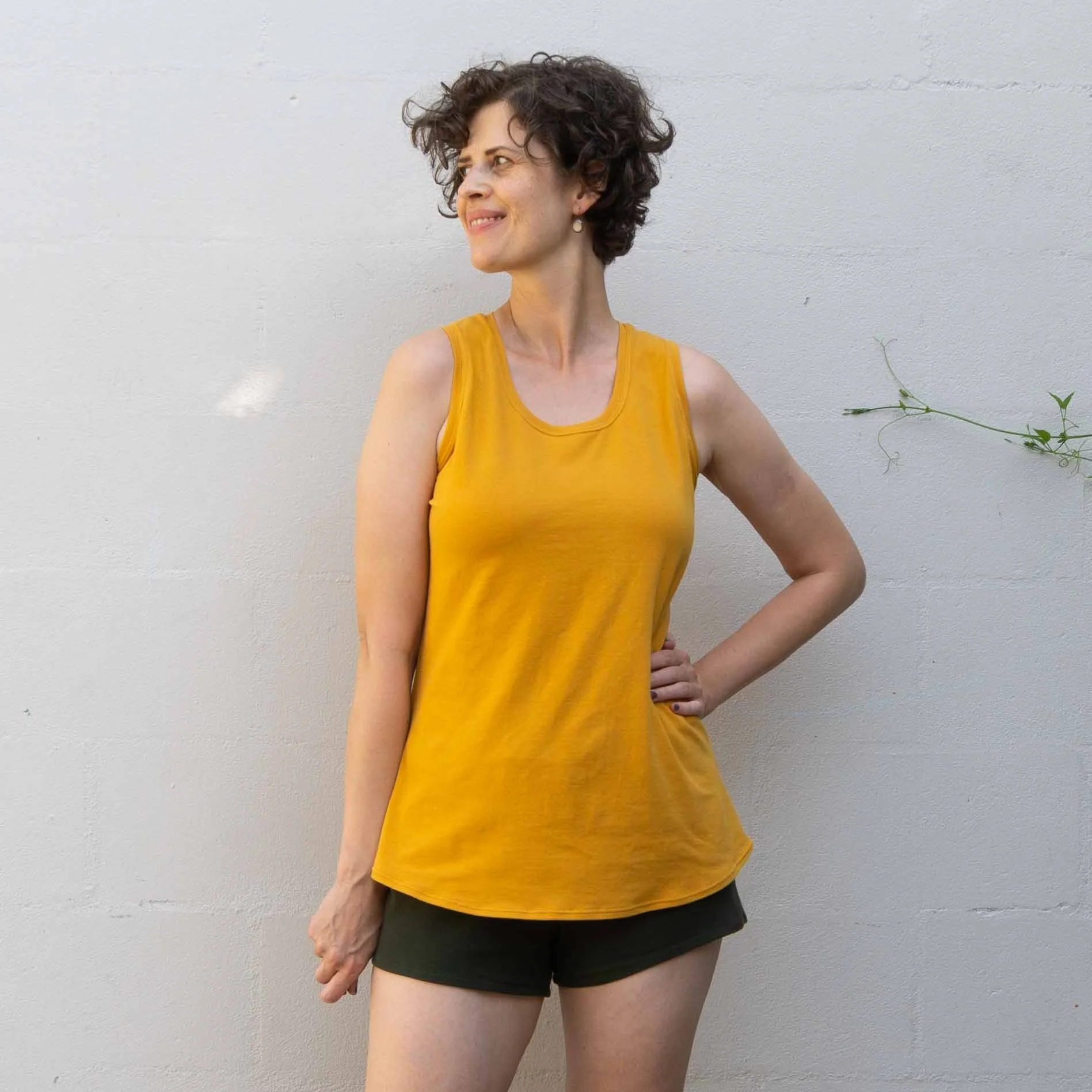 How to sew a racerback tank top - Summer Sweatsuit VIDEO Sewalong — Sew DIY