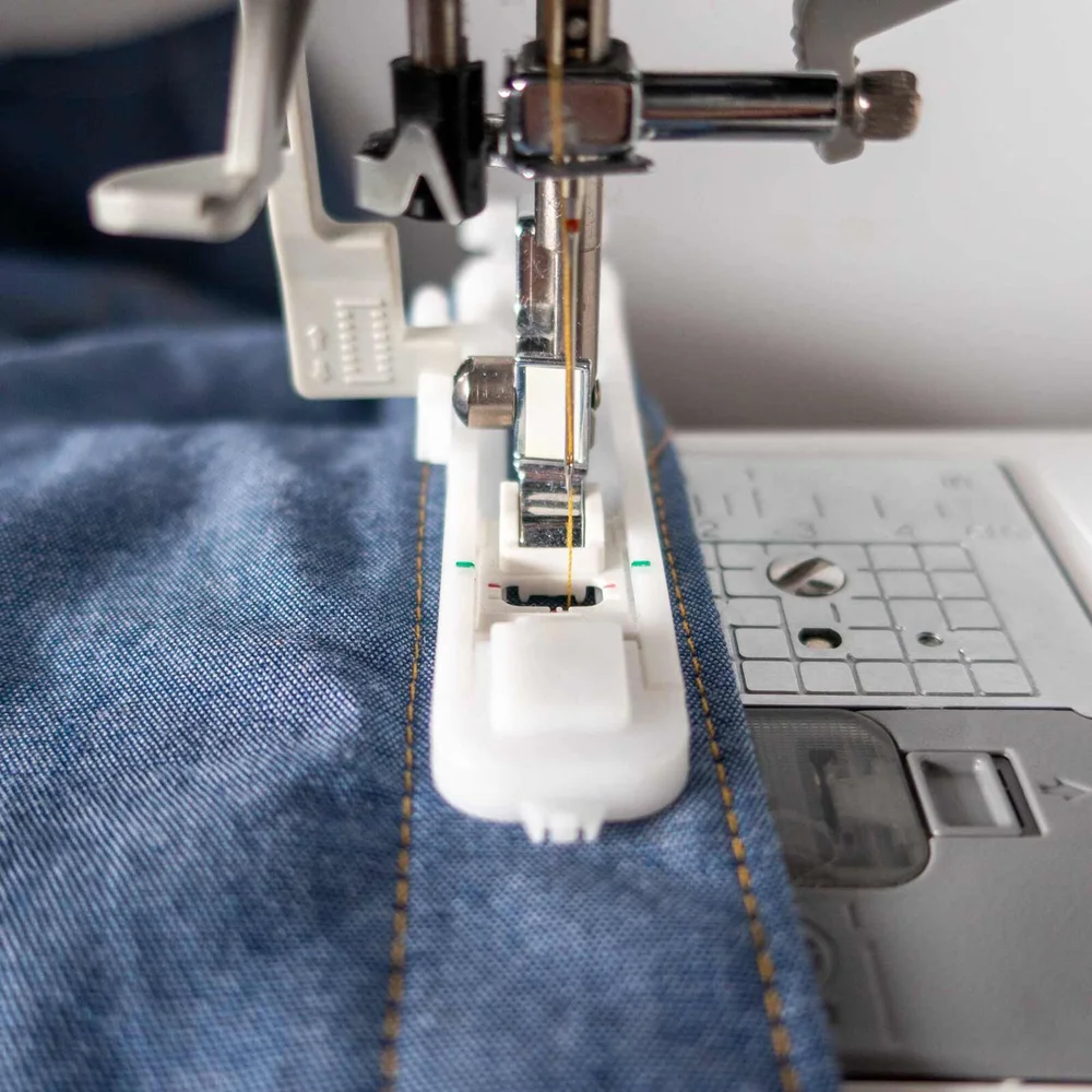 The quickest way to sew buttons and buttonholes - Video Tutorial — Sew DIY