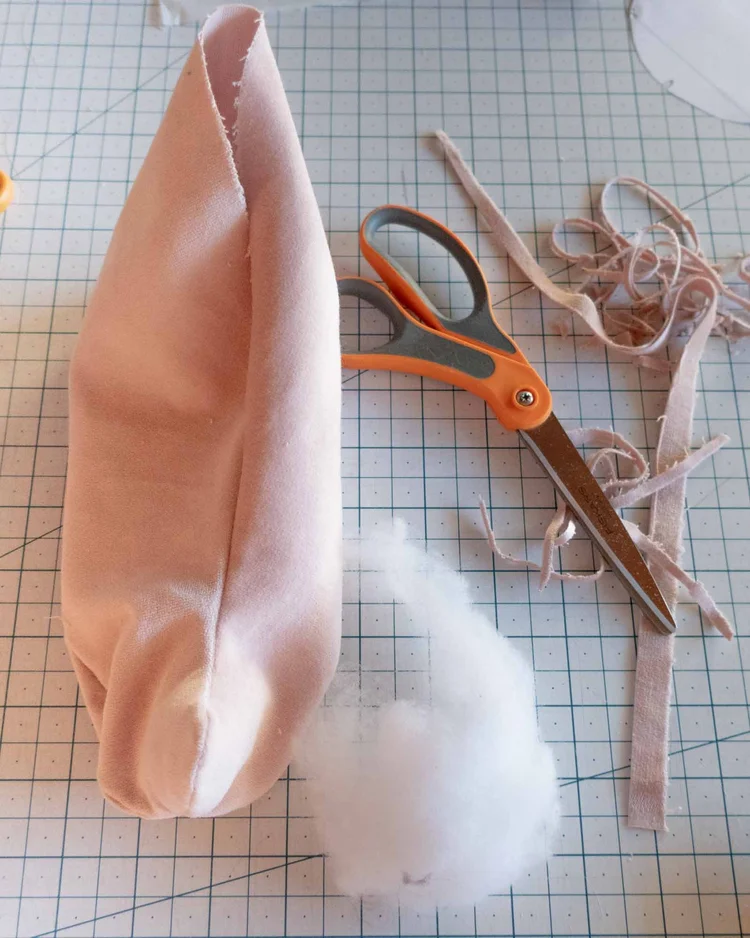 How to Sew Elf Slippers – Hack of the Quilted Slippers pattern — Sew DIY