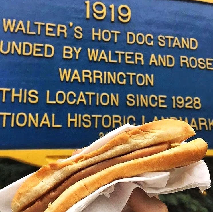 Goldbelly — Walter's Hot Dog Stand