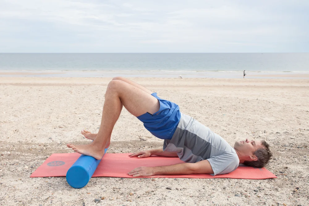 5 Foam Roller Exercises To Strengthen Your Core — Kinfolk Physiotherapy ...