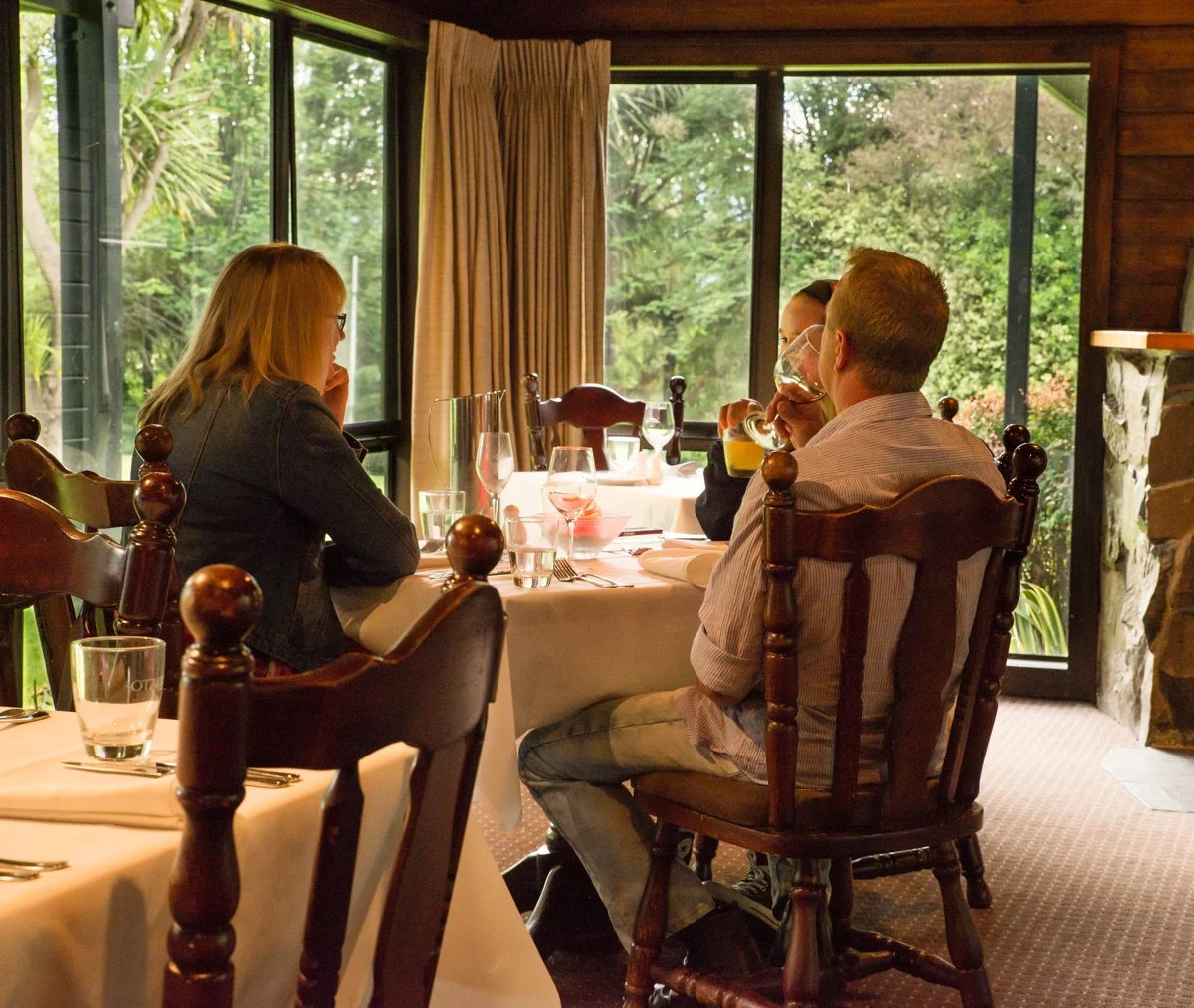 Iconic Turangi Restaurant | Tongariro Lodge Gourmet Dining South Of Taupo