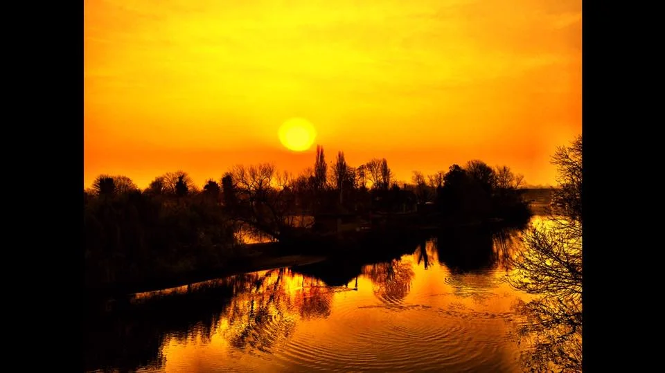 Thames Ditton Island