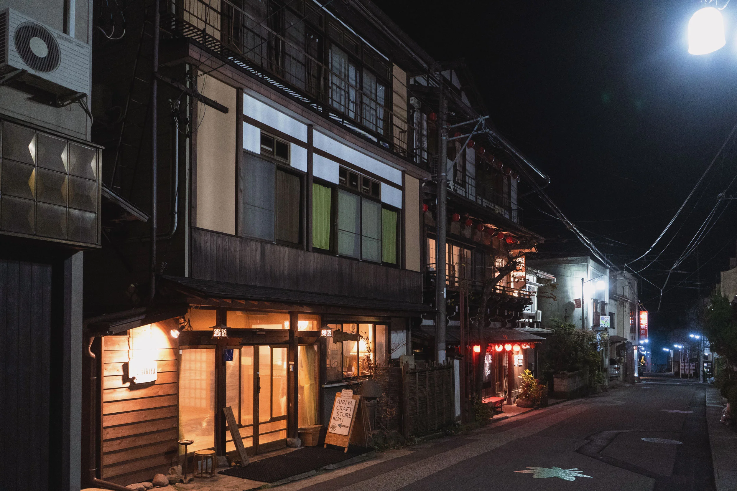 Yudanaka: A town of Japanese snow monkeys and onsen hot springs — Barrett
