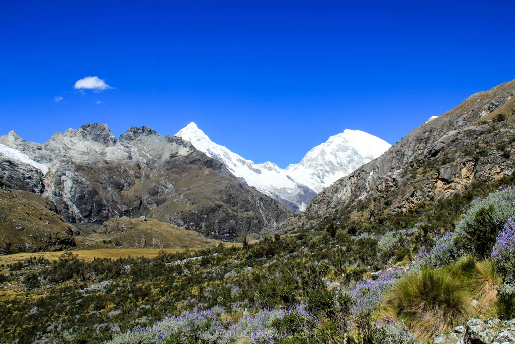 Eight Photos That Will Make You Want to Visit Laguna 69 — ALONG DUSTY ROADS