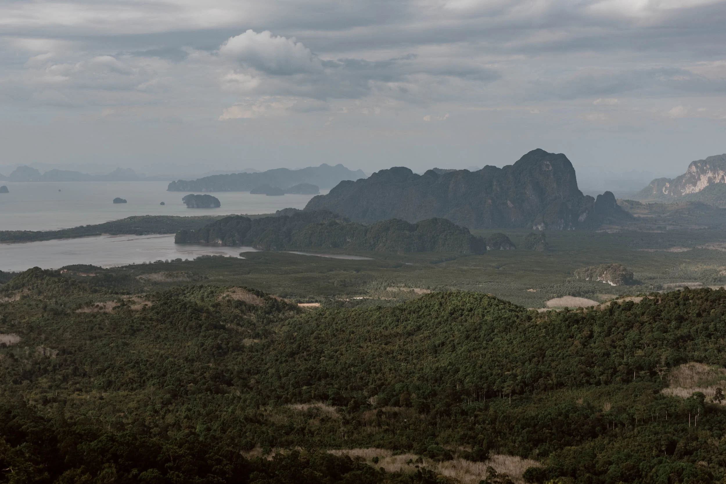How To Hike Dragon Crest Mountain, Krabi — ALONG DUSTY ROADS