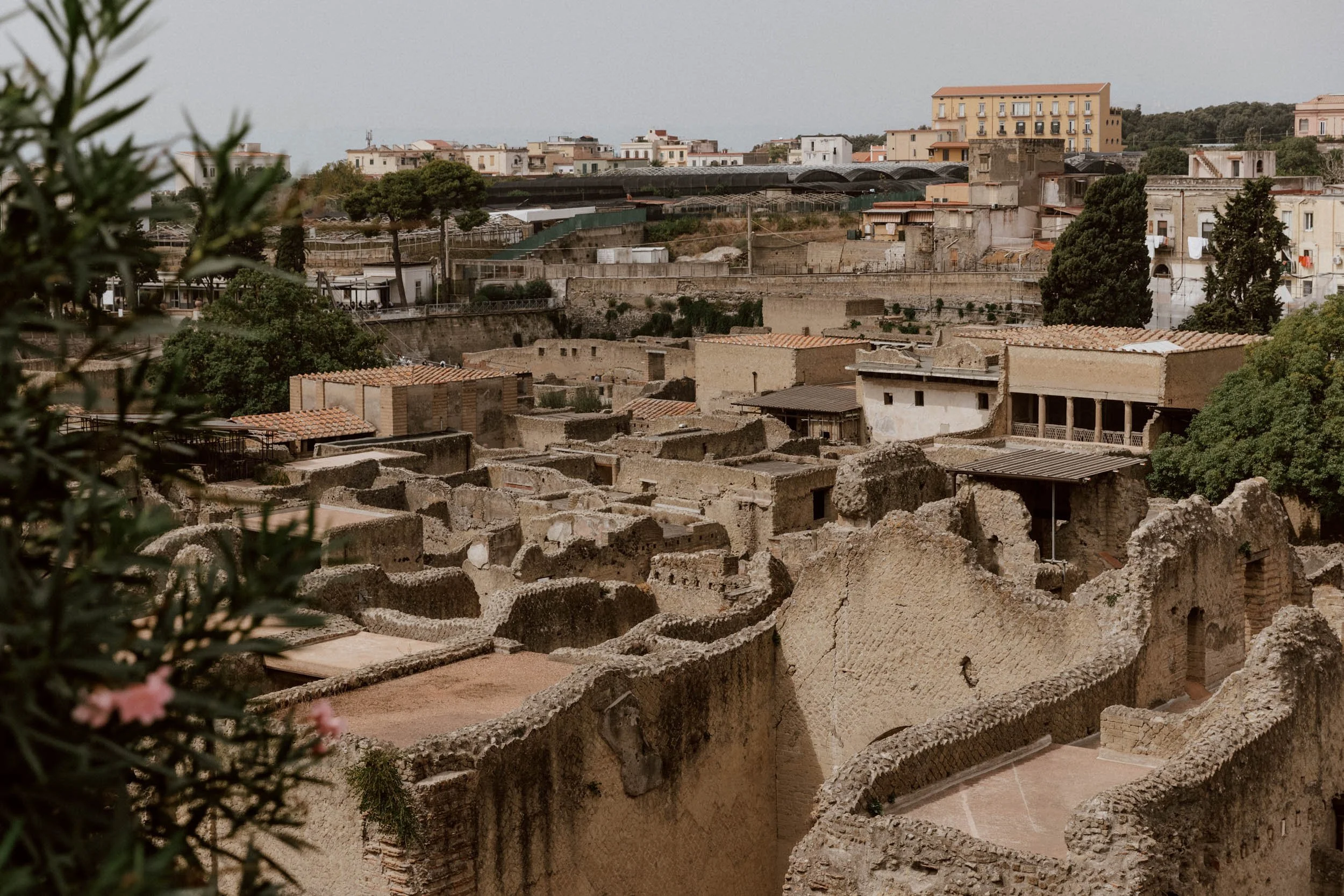 11 Things To Know Before You Visit the Herculaneum Ruins — ALONG DUSTY ...