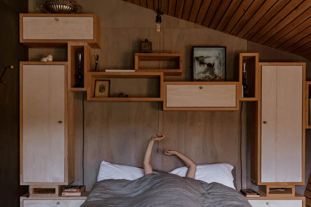 A Beginner's Guide to Couchsurfing — ALONG DUSTY ROADS