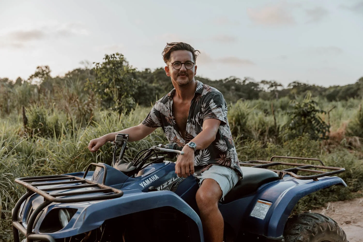 13 Wonderful Things To Do In Utila | The Diving Island — ALONG DUSTY ROADS