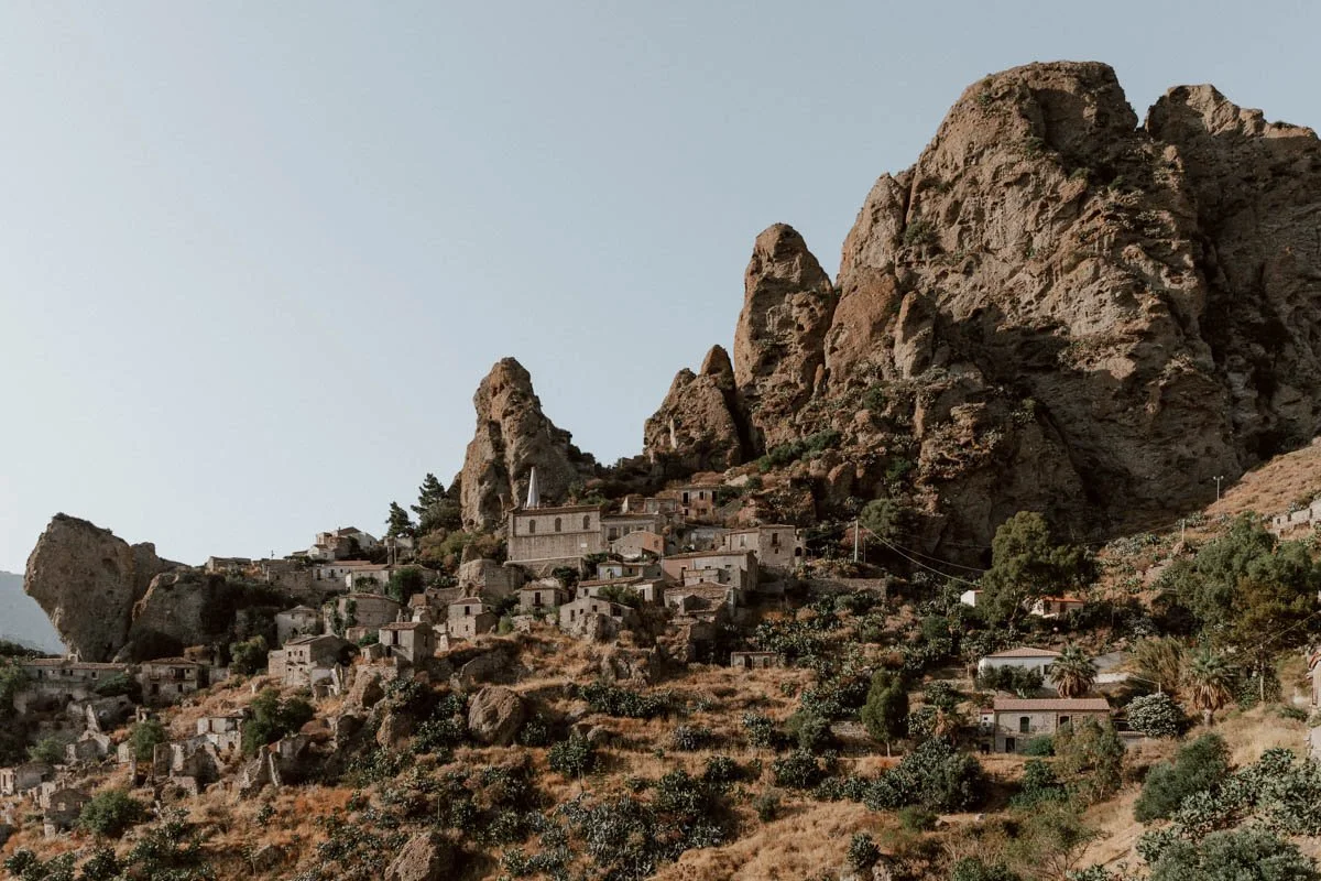 13 Wonderful Things To Do in Calabria, Italy — ALONG DUSTY ROADS
