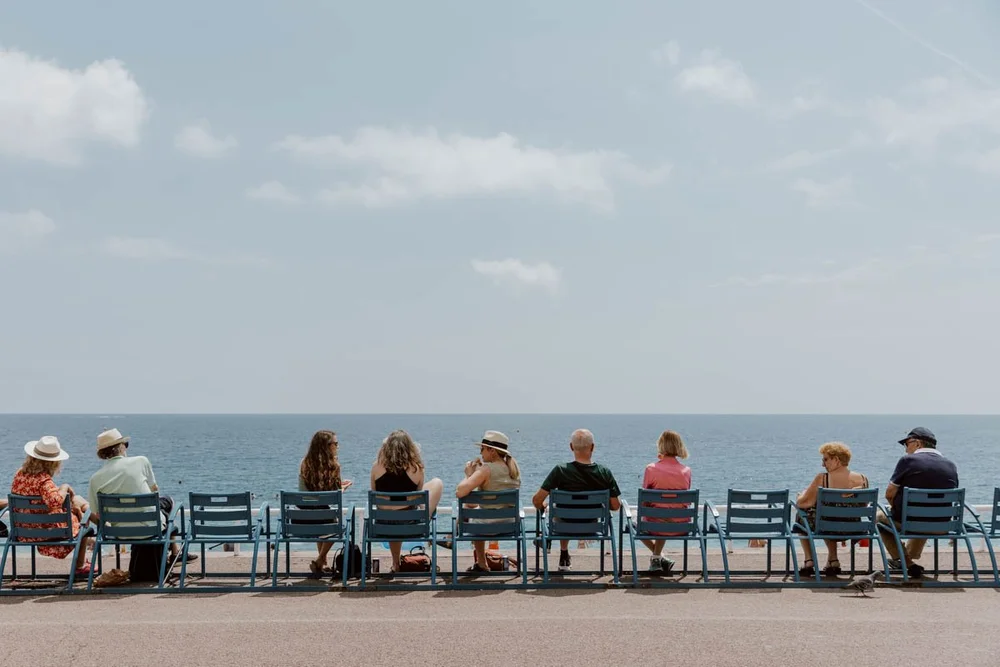 A Beginner's Guide to Couchsurfing — ALONG DUSTY ROADS