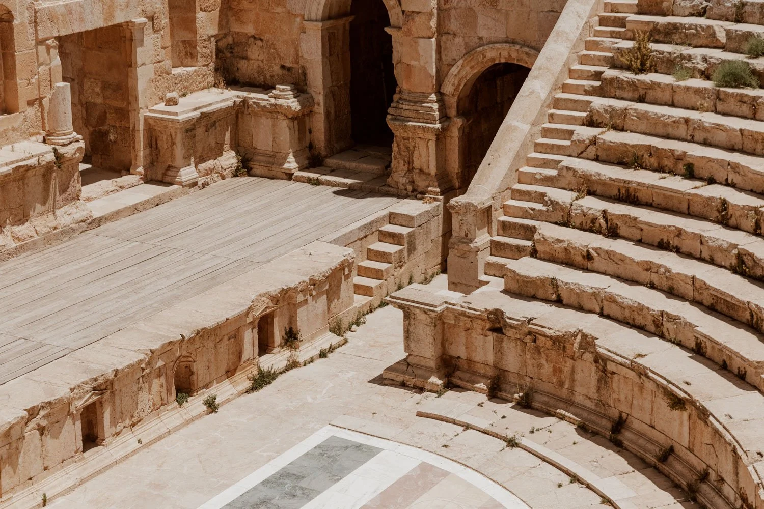 A Complete Guide to Visiting the Jerash Ruins, Jordan — ALONG DUSTY ROADS