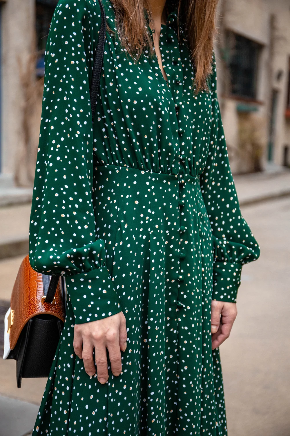 The Perfect Green Dress — Suzanne Spiegoski