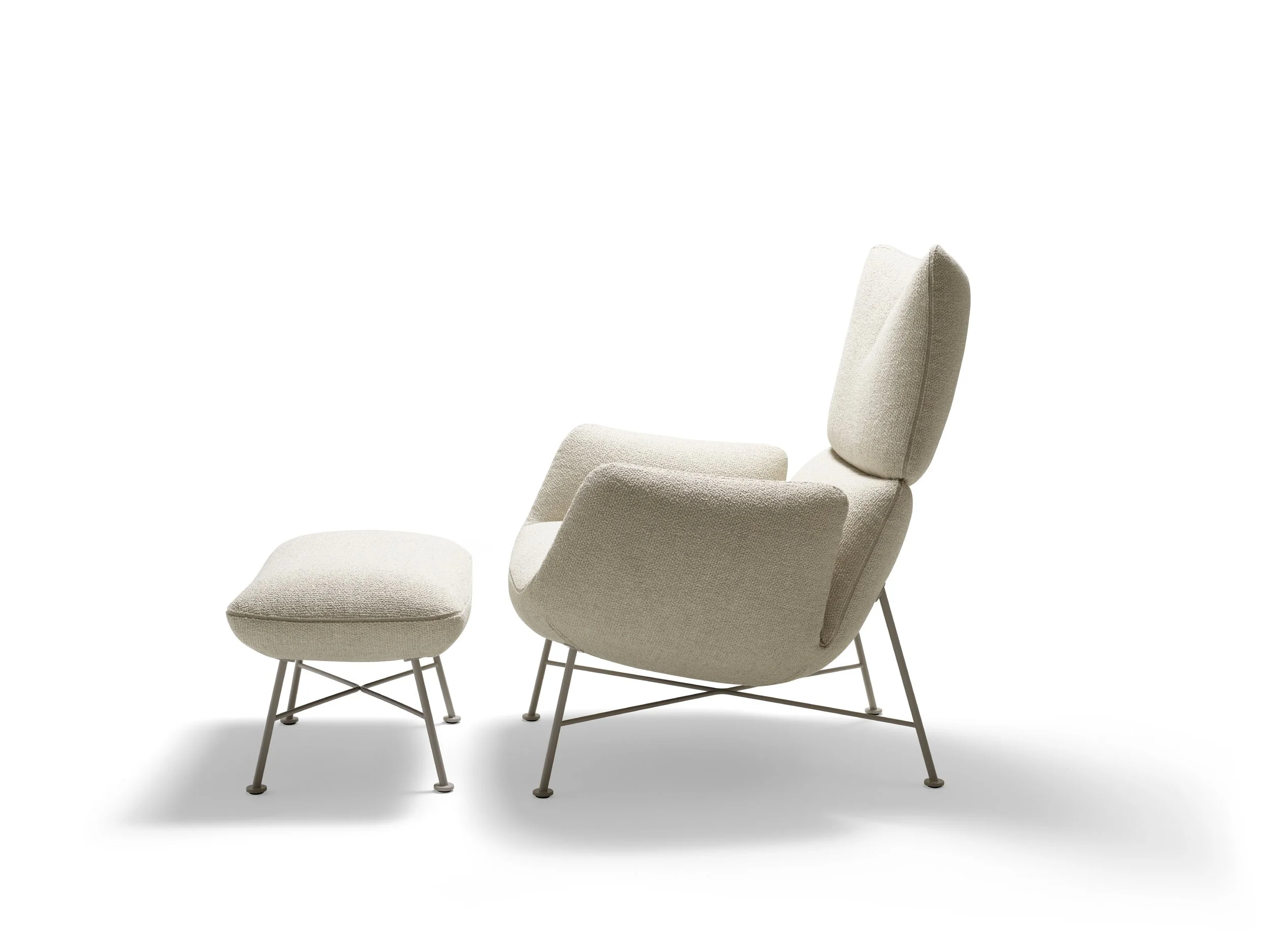 Jalis Lounge_COR_Lounge Chairs_Indoor — West | Out East