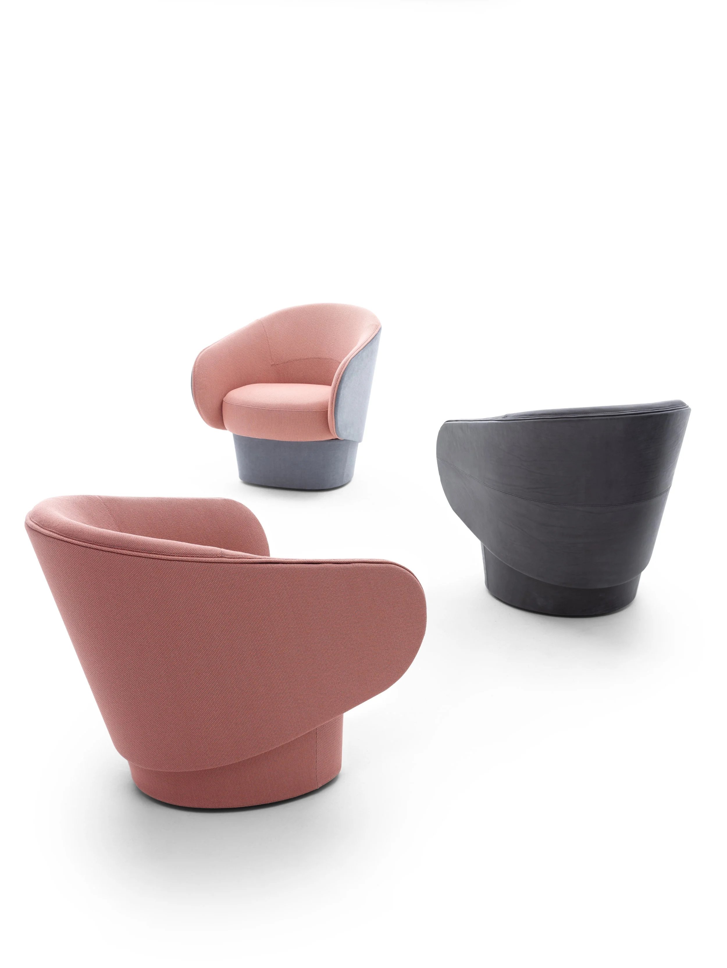 Roc_COR_Lounge Chairs_Indoor — West | Out East