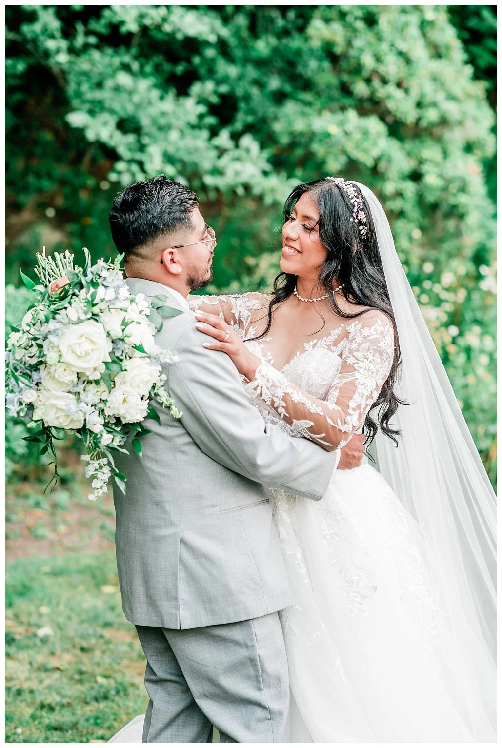 Wedding photos and advice from a Photographer in Seattle