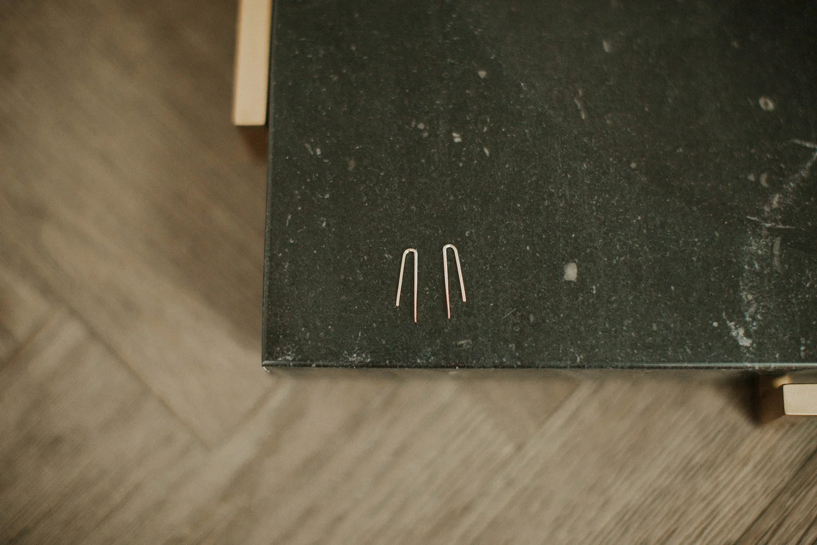 Hammered Mini Threads — HEIR | RALEIGH