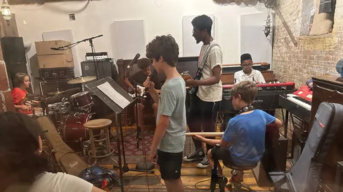 Music school near me, Club, Schools & Studios for Rock in Brooklyn