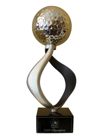 PGA Golf Champion Wins Custom Bennett Trophy | Bennett Awards