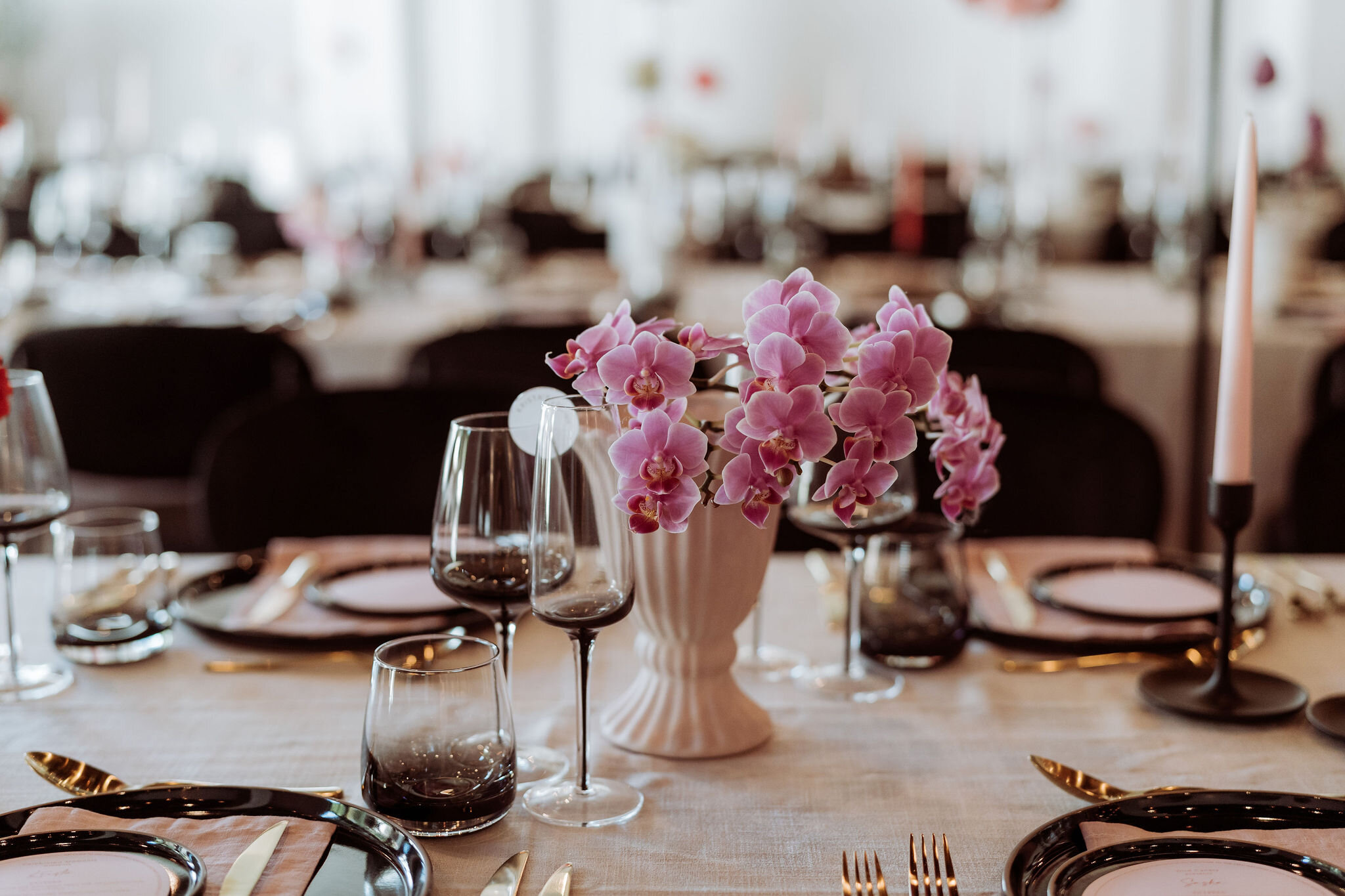 MAIN EVENT WEDDINGS