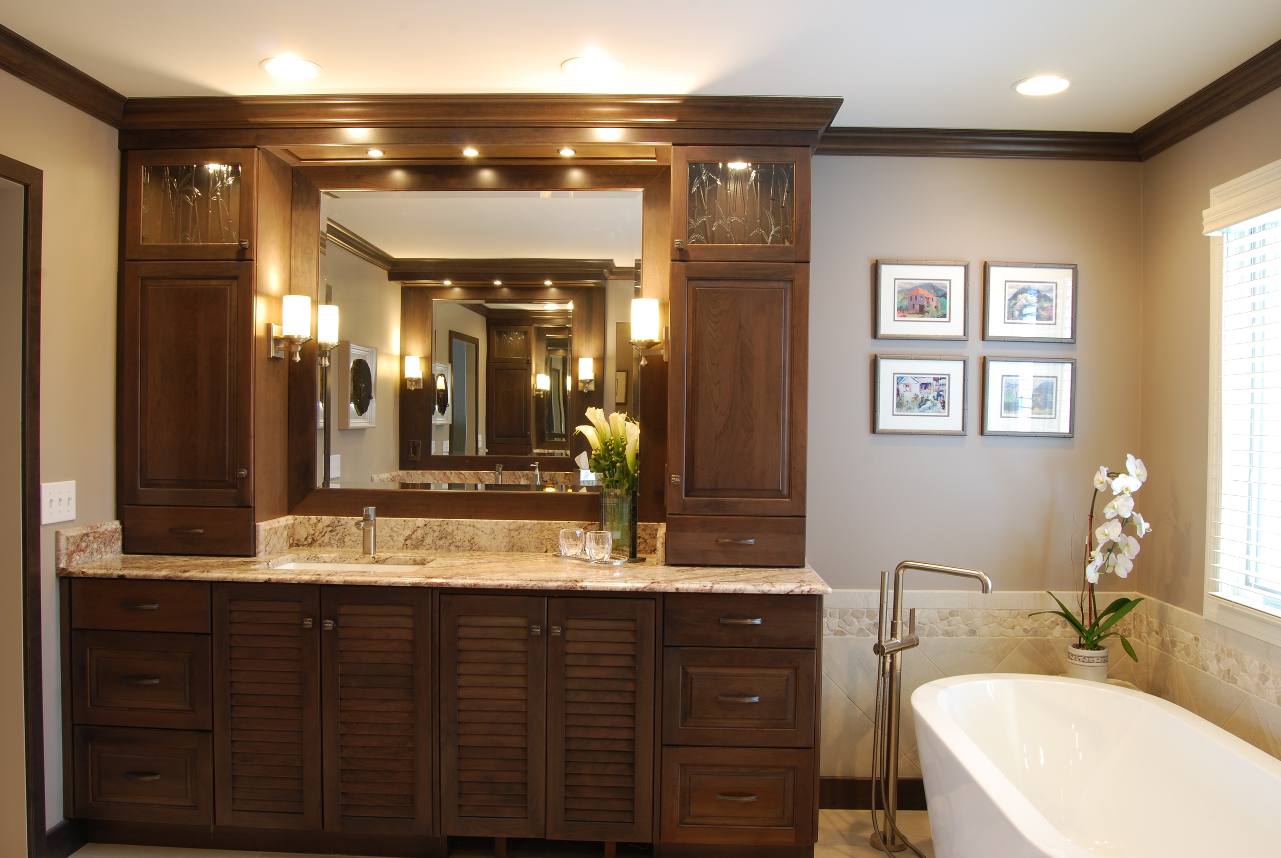 Bathroom Design | Bathroom Remodeling > Kinsella Kitchens