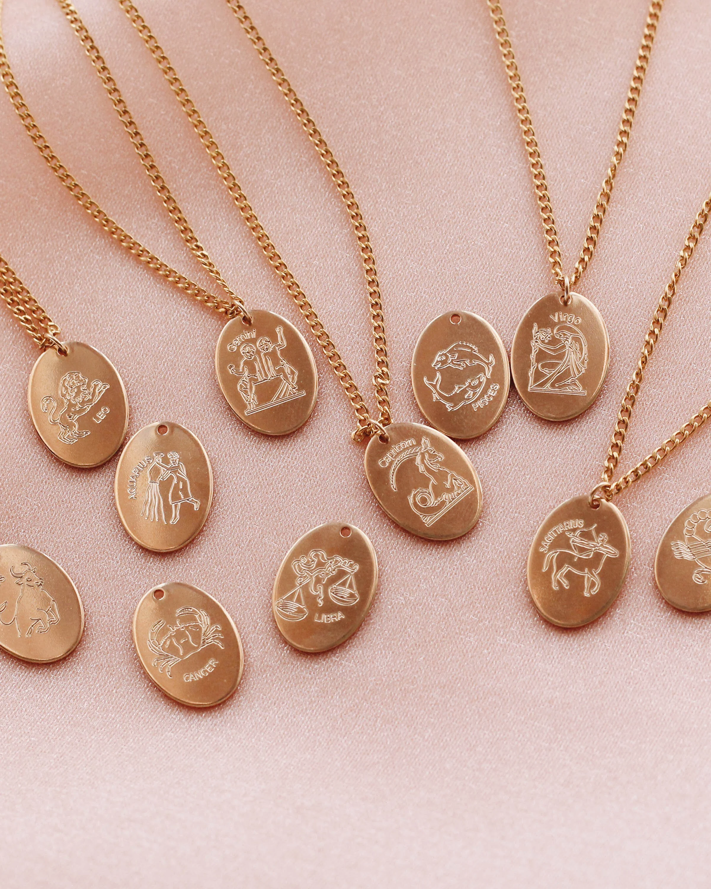 Libra Engraved Disc Necklace Doll Clothing Toys & Games Jewelry etna.com.pe