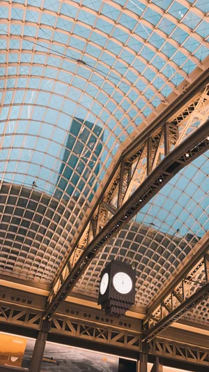 Amtrak Red Cap Service: The Free VIP Service You Didn’t Know Exists ...