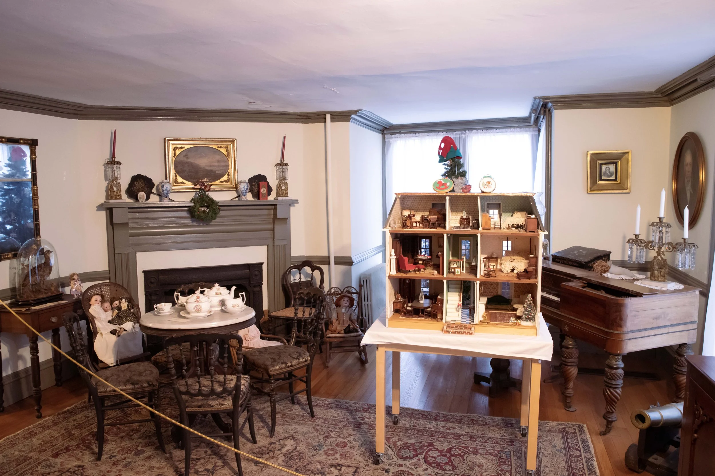 Drake House Victorian Parlor (2023) — Haven & Hazard