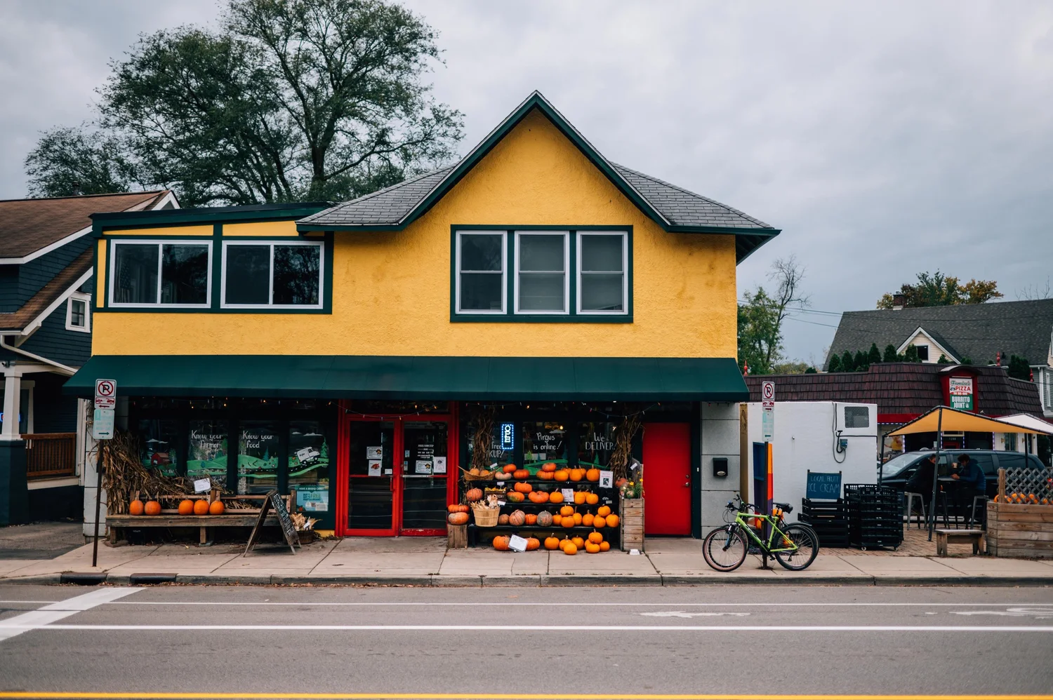 Argus Farm Stop - Farmers Market Meets Grocery Store