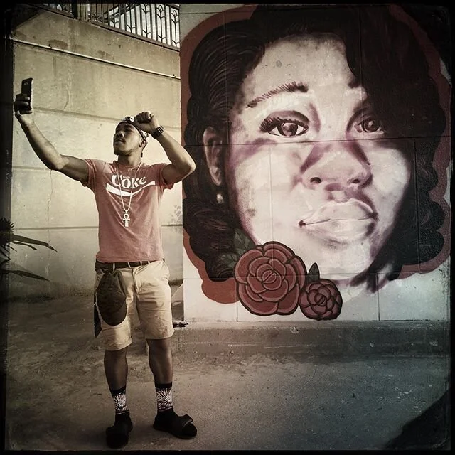 About — Lynn Johnson