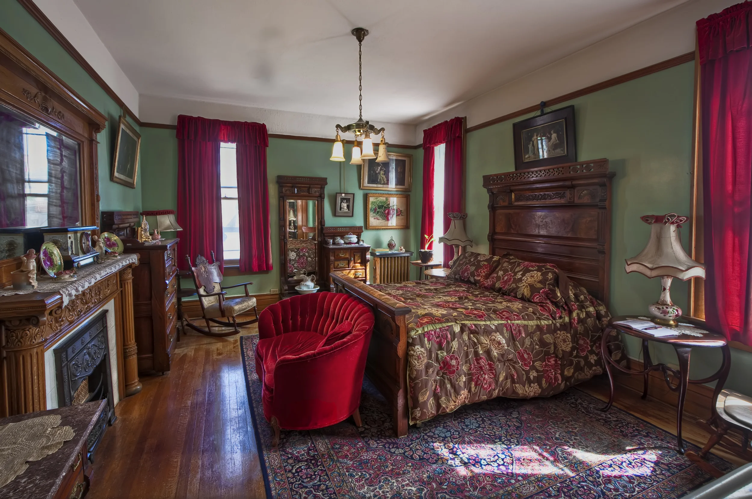 Butte: The Copper King Mansion — Empty Mansions, the No. 1 bestselling ...