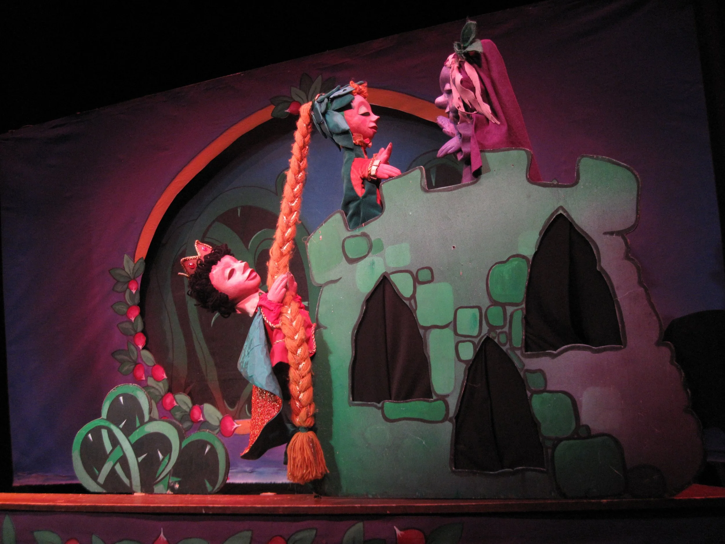 Rapunzel by Elizabeth Dapo — Puppet Showplace Theater