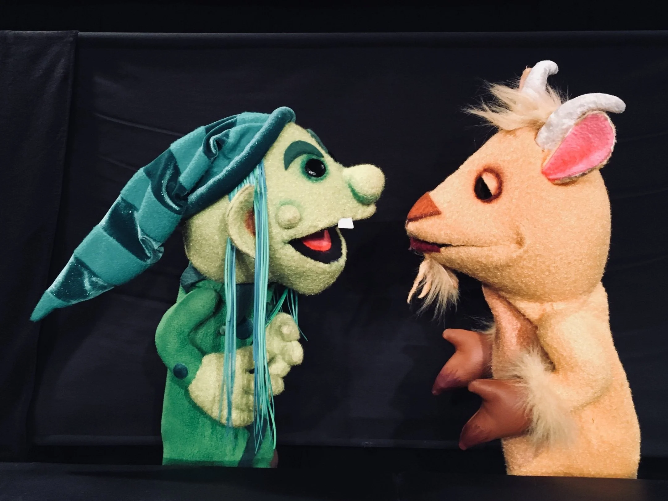Peter Rabbit + The Three Billy Goats Gruff by Pumpernickel Puppets ...