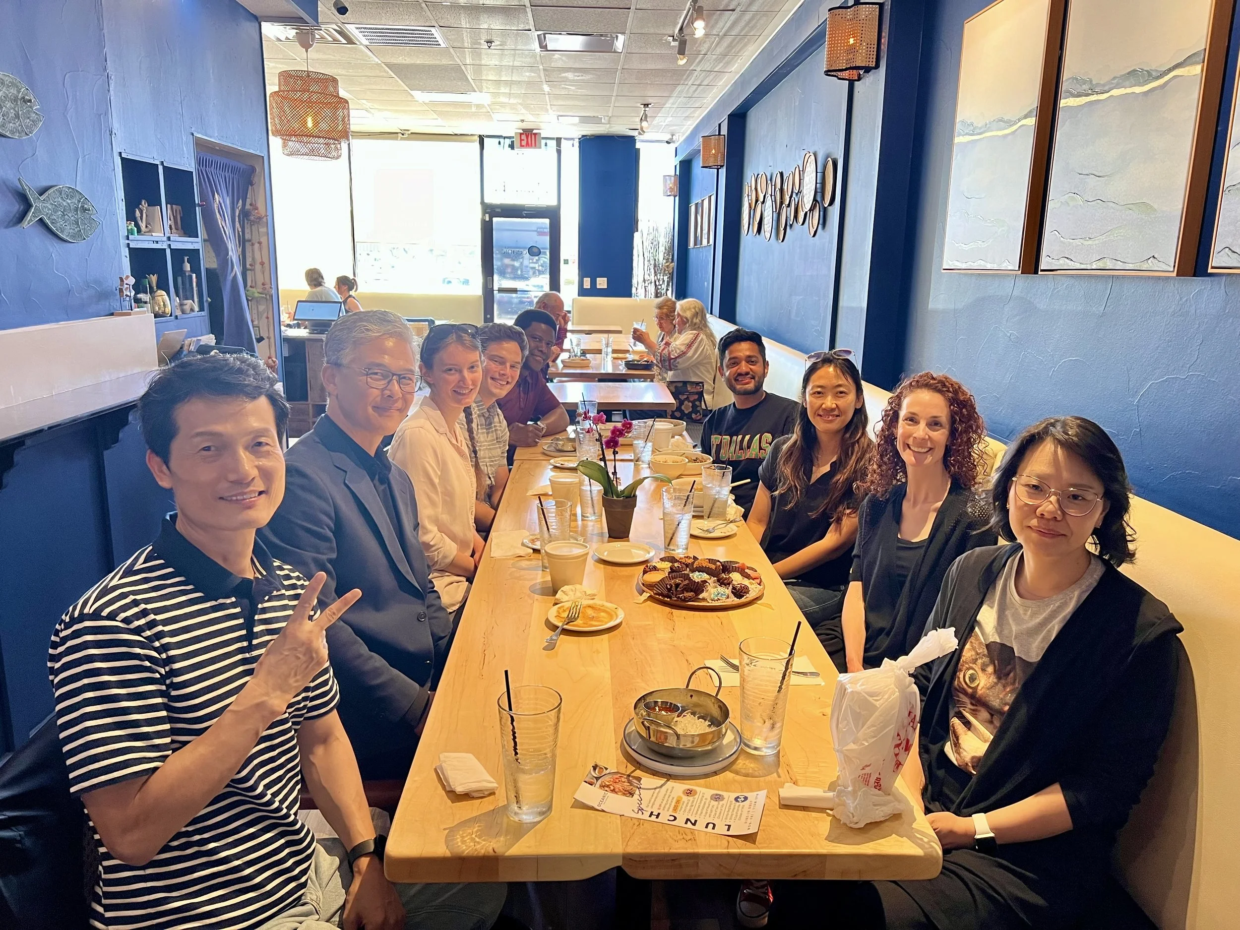 Shayne succesfully defends her thesis. Congratulations, Dr. Easterwood ...