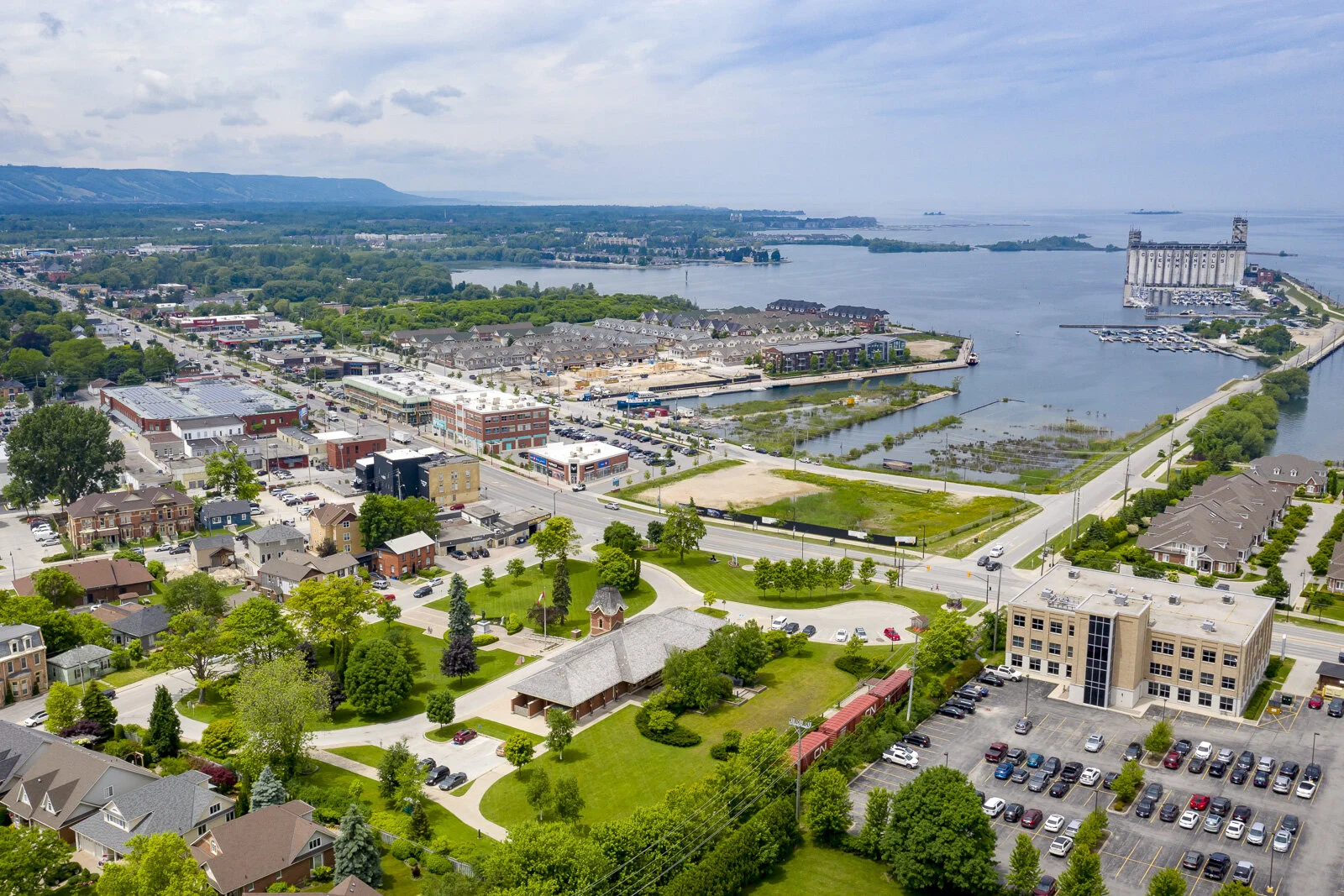 Elevated Photos Canada - Collingwood Real Estate Photographer