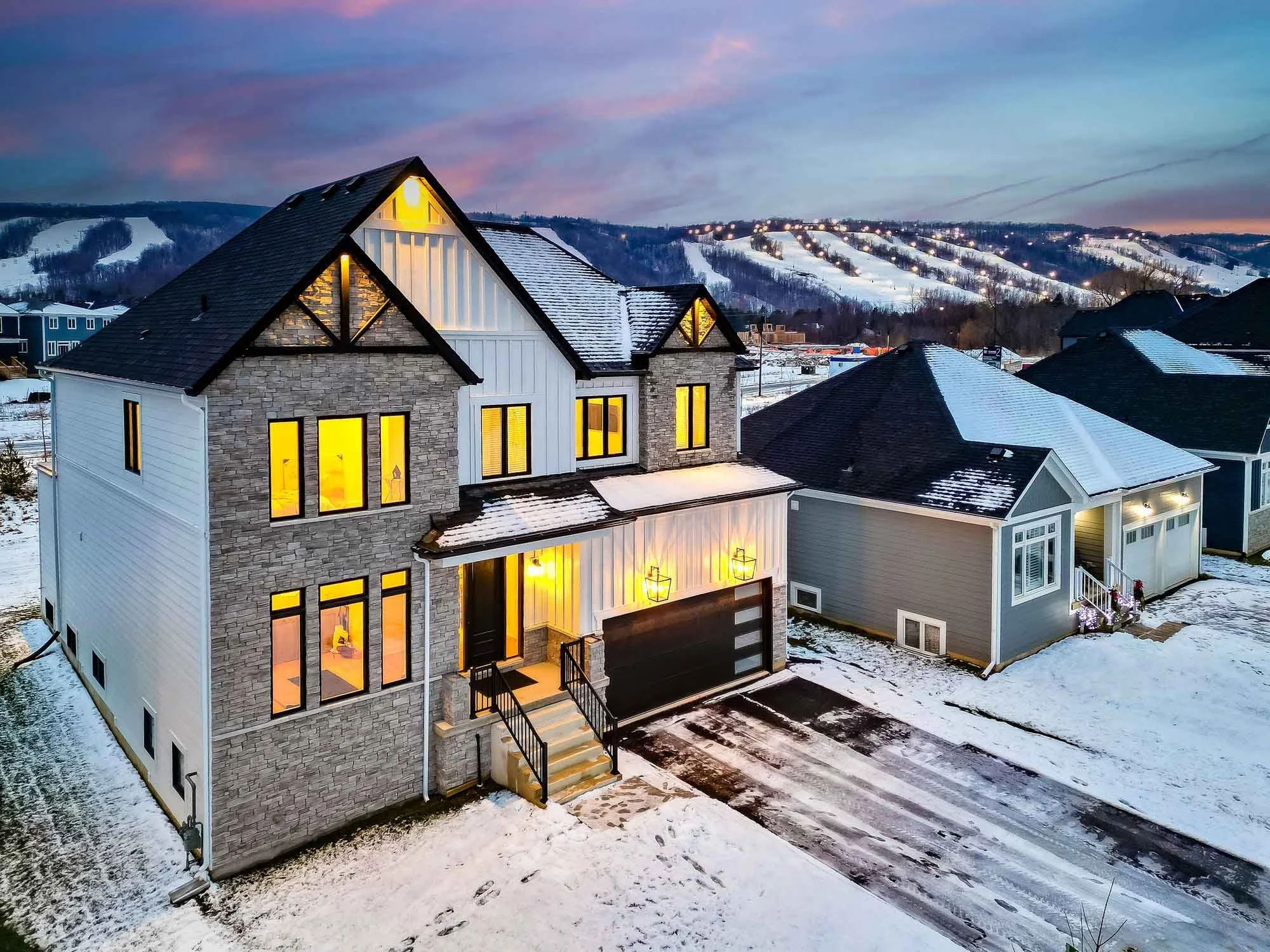 Elevated Photos Canada - Collingwood Real Estate Photographer