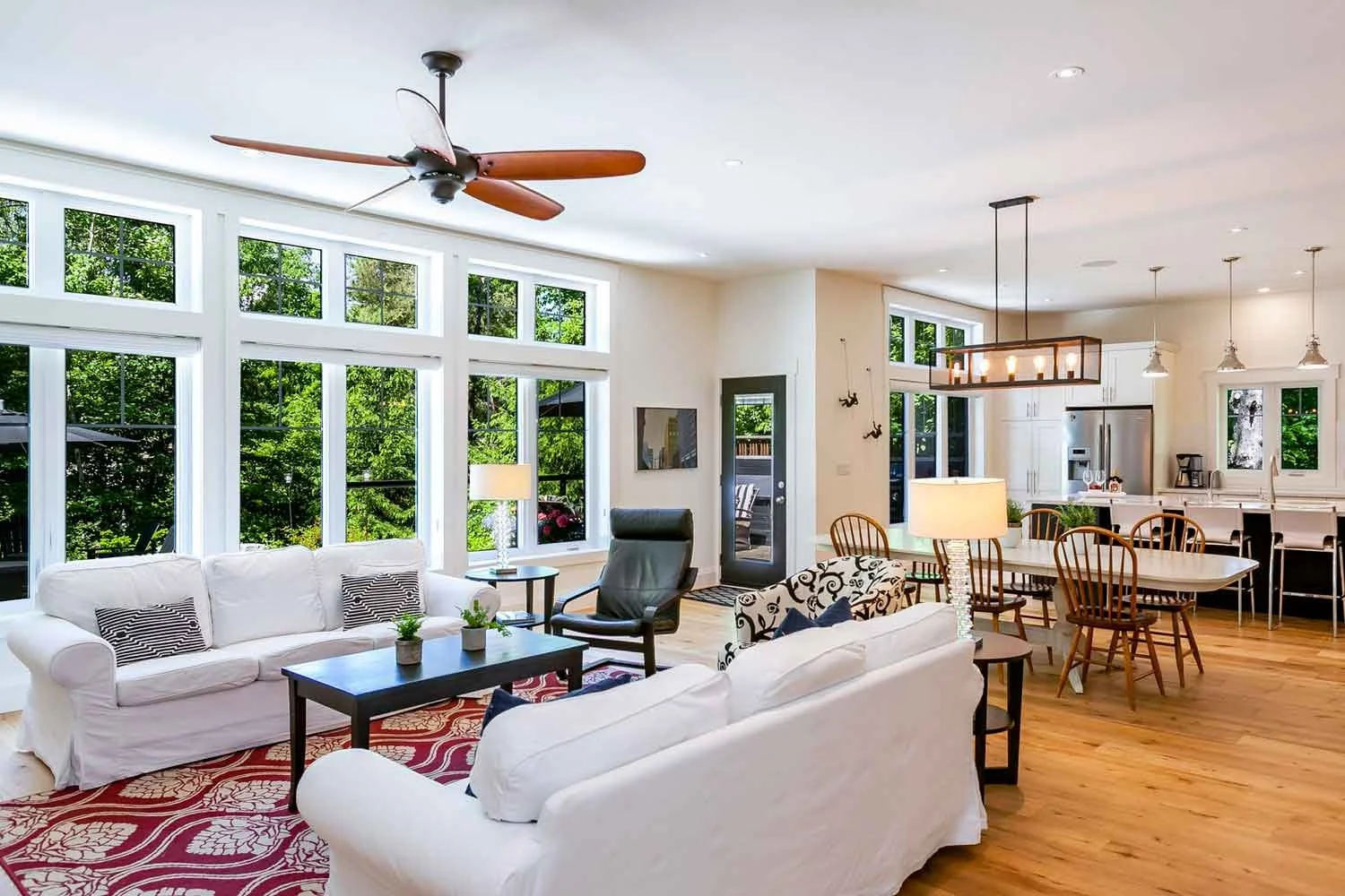 Elevated Photos Canada - Collingwood Real Estate Photographer