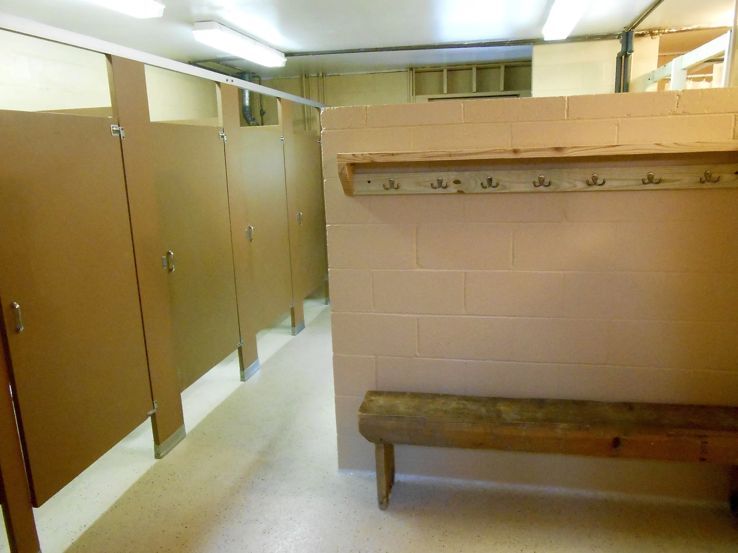 Boys Washhouse — Camp Mantowagan