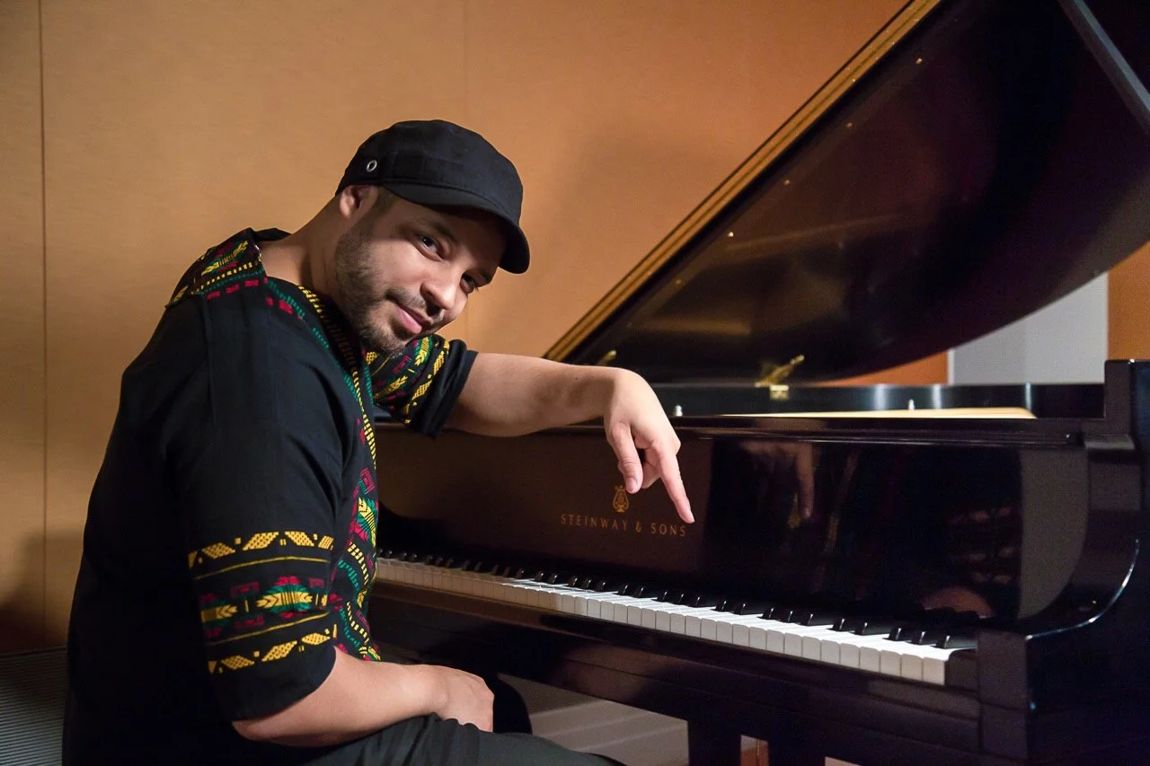 Performances — Zaccai Curtis