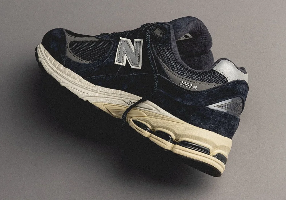 Now Available: New Balance 2002R "Navy Eclipse" — Sneaker Shouts