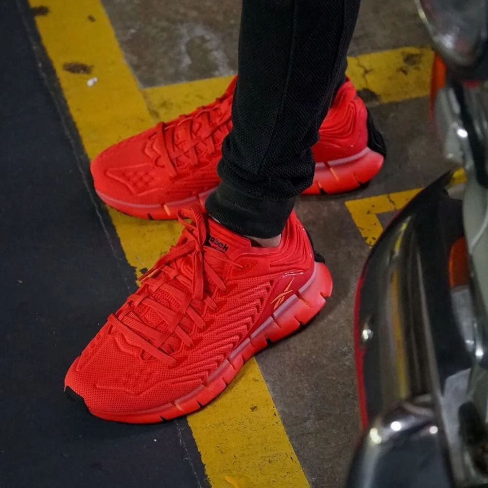 On Sale: Reebok Zig Kinetica Runners — Sneaker Shouts