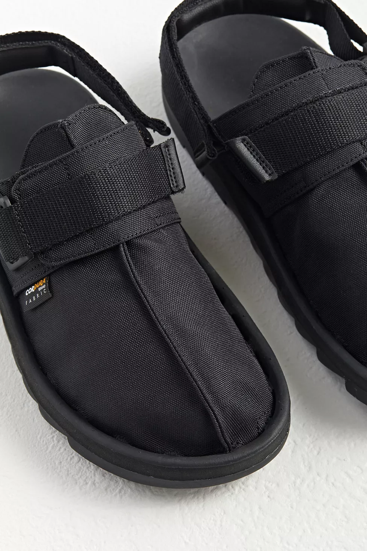 On Sale: Reebok Beatnik Clogs — Sneaker Shouts