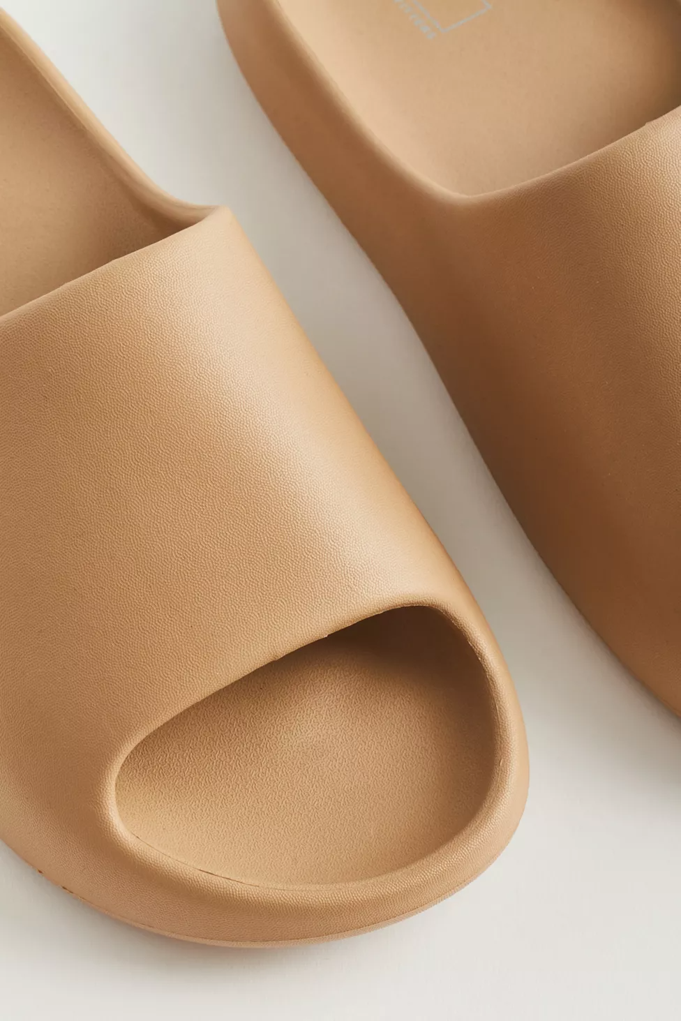 Now Available: UO EVA Molded Slides — Sneaker Shouts