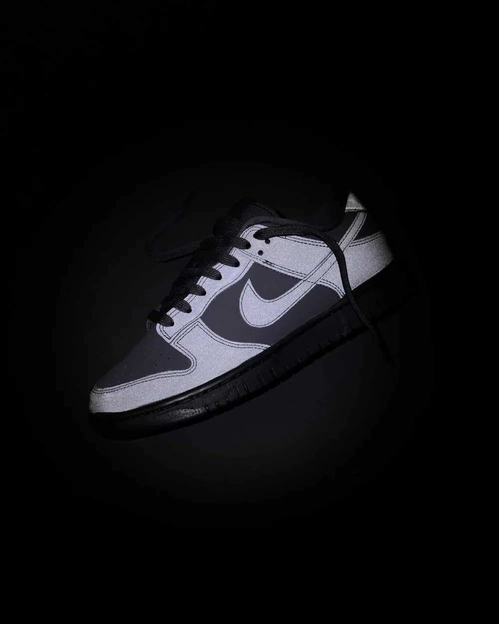 Now Available: Nike Dunk Low (W) "Cyber Reflective" — Sneaker Shouts