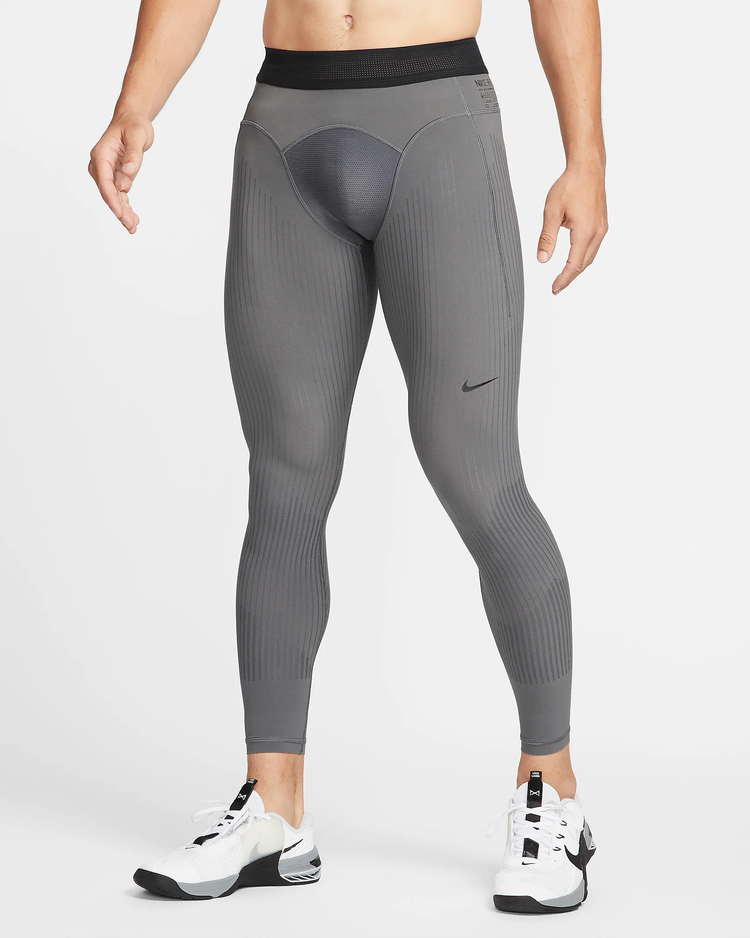 Over 50% OFF the Nike A.P.S. Dri-FIT Versatile Tights — Sneaker Shouts