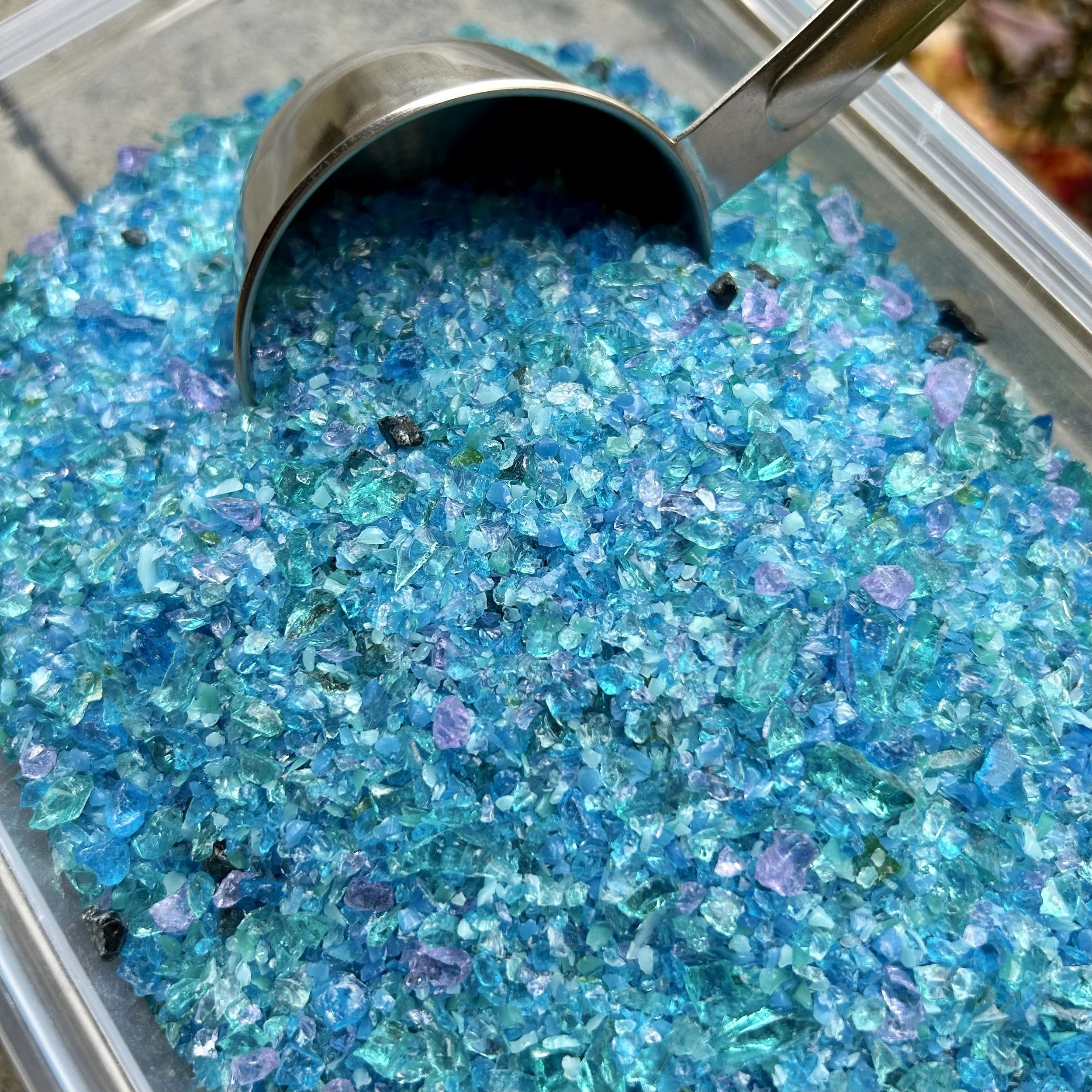 Val Cox glass frit blends