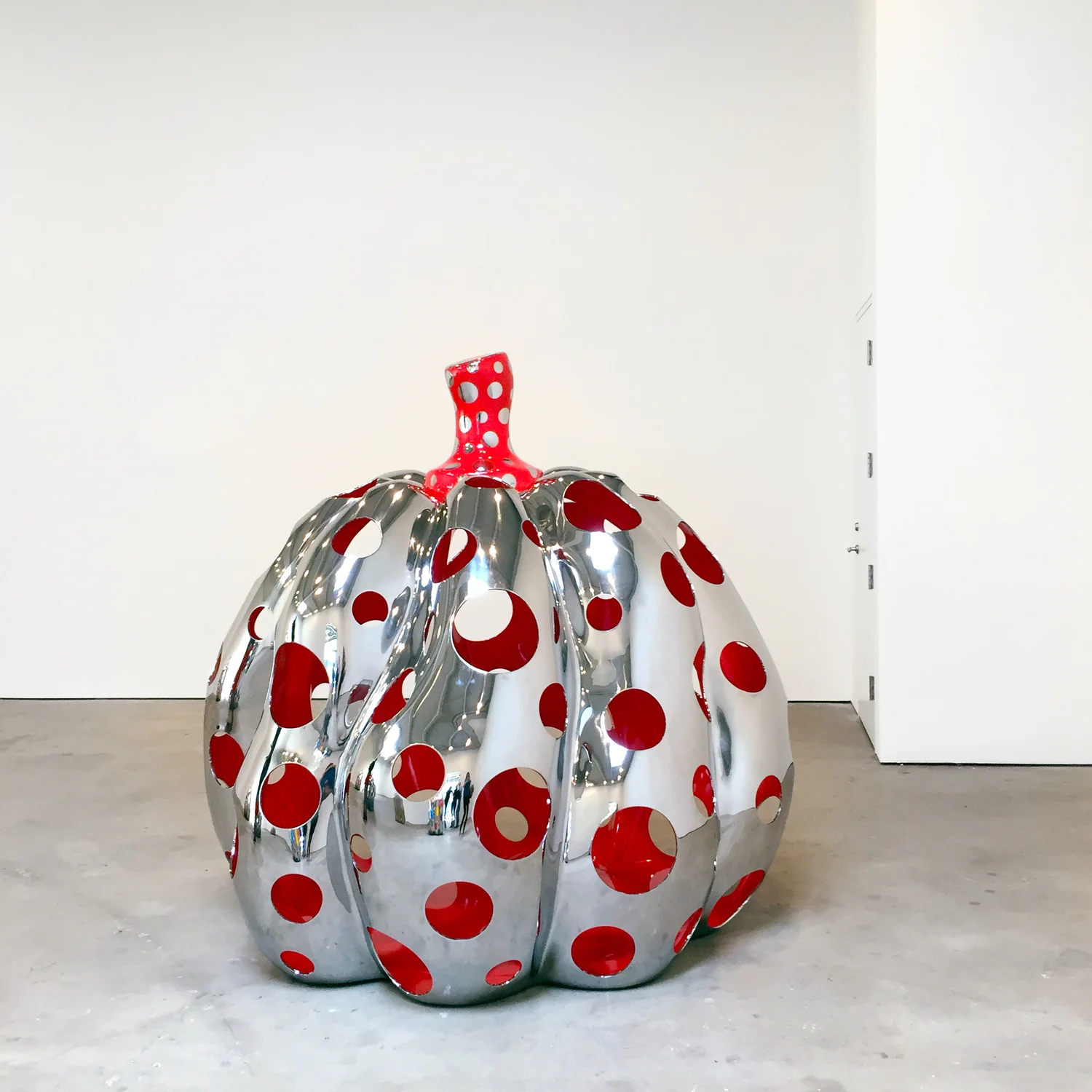 Yayoi Kusama's Obliteration Room — Amy Chen
